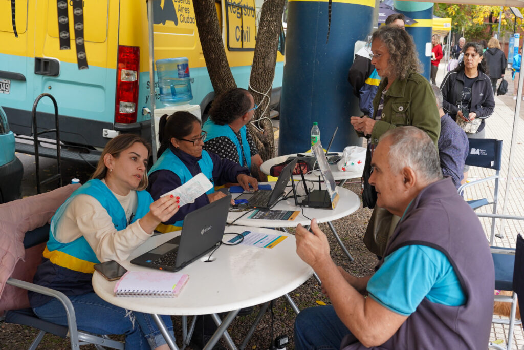 Gestionarán trámites vecinales en Chacarita, Retiro, La Boca, Agronomía ...